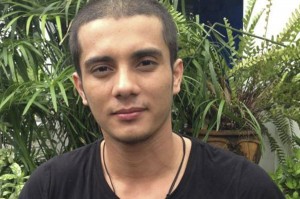 Totoo ba, EJ Falcon nalasing, nanigaw ng taxi driver? | Bandera