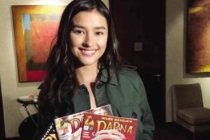 Pagreregalo kay Liza ng Darna komiks ng Ravelo family inireklamo | Bandera
