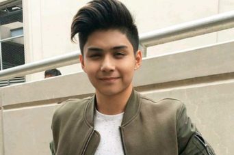 Hashtag Ryle kakabugin ang abs at muscles ni Aljur | Bandera