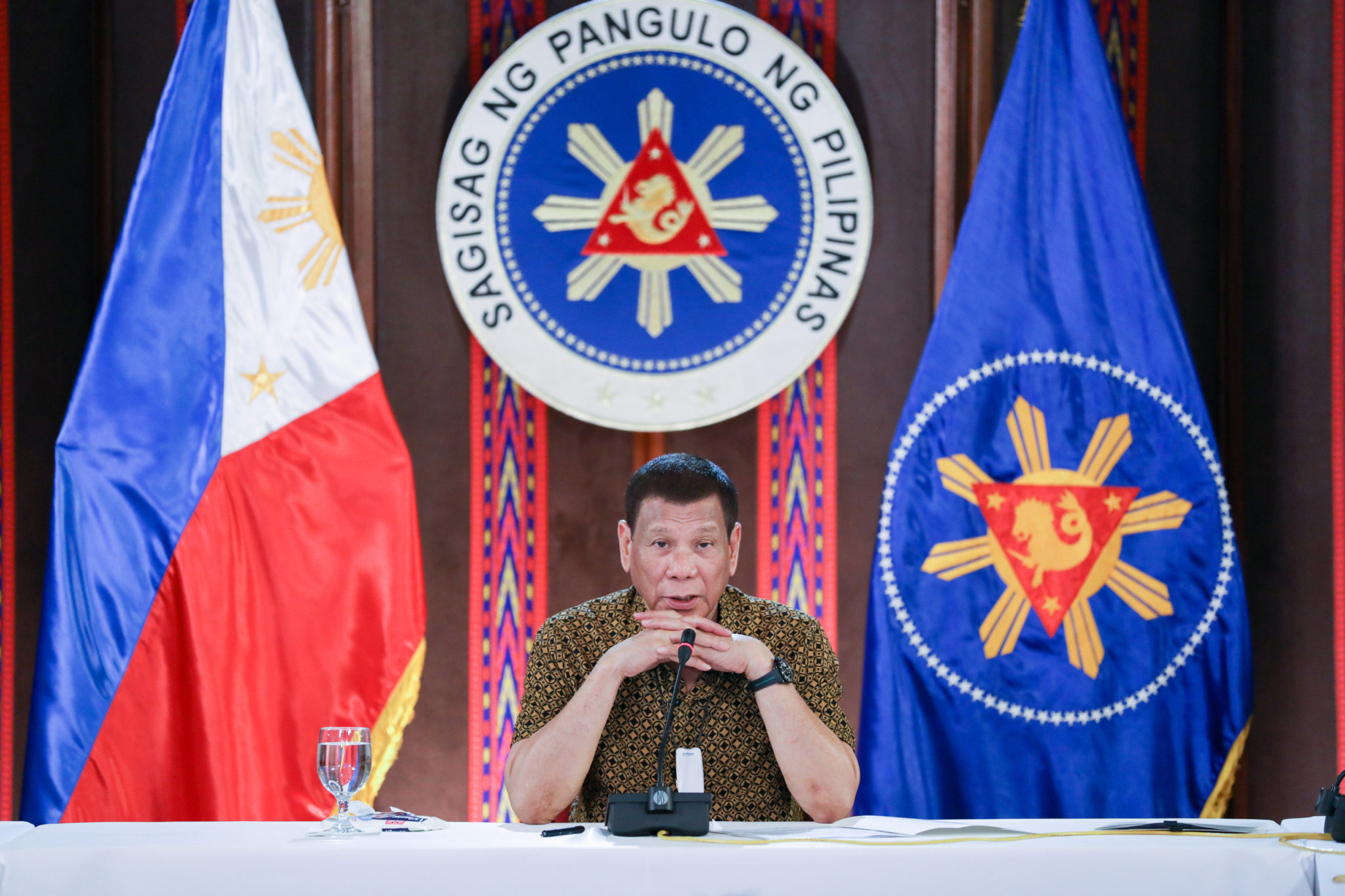 Duterte sa NPA: There is no more peace talks to talk about | Bandera