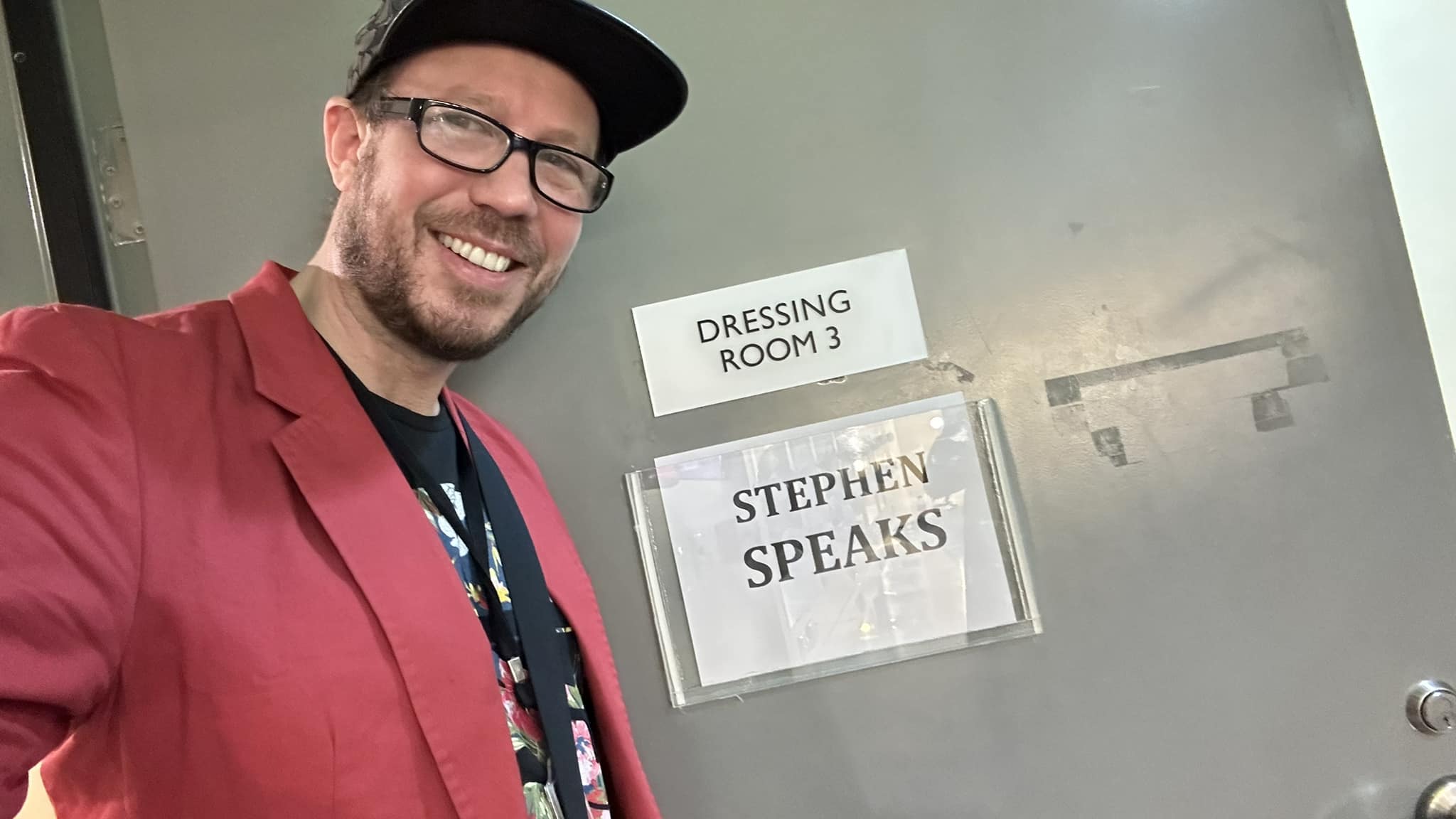 Nanuhol yarn: Traffic violation ni Stephen Speaks iimbestigahan ng MMDA ...