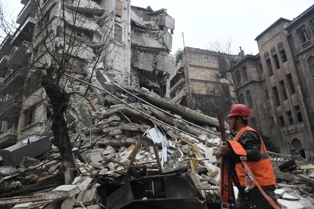 2 Pinoy patay sa 7.8 magnitude na lindol sa Turkey | Bandera