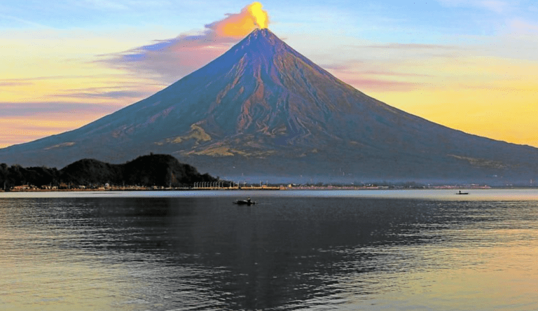 Bulkang Mayon ibinaba na sa Alert Level 1 –Phivolcs | Bandera