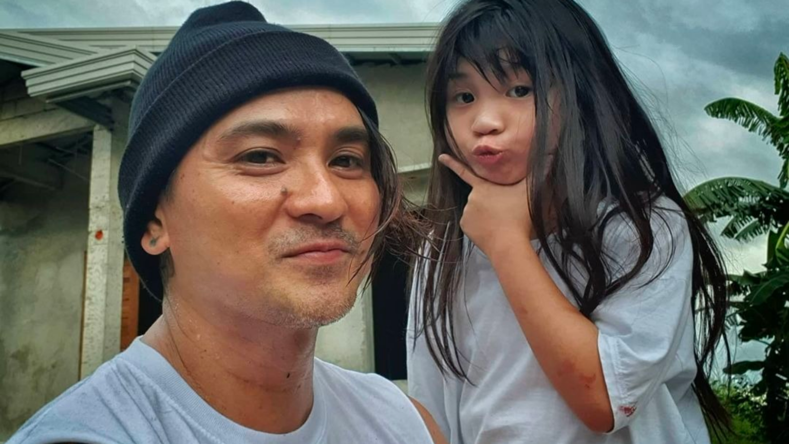 LIST: Mga proud single dad sa showbiz & their kids | Bandera