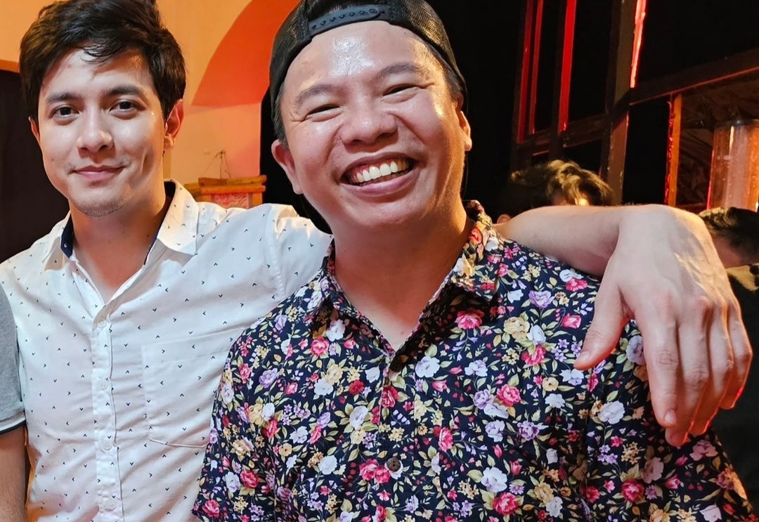 Jeffrey Tam may napansing lumaki sa isang bahagi ng katawan ni Alden ...