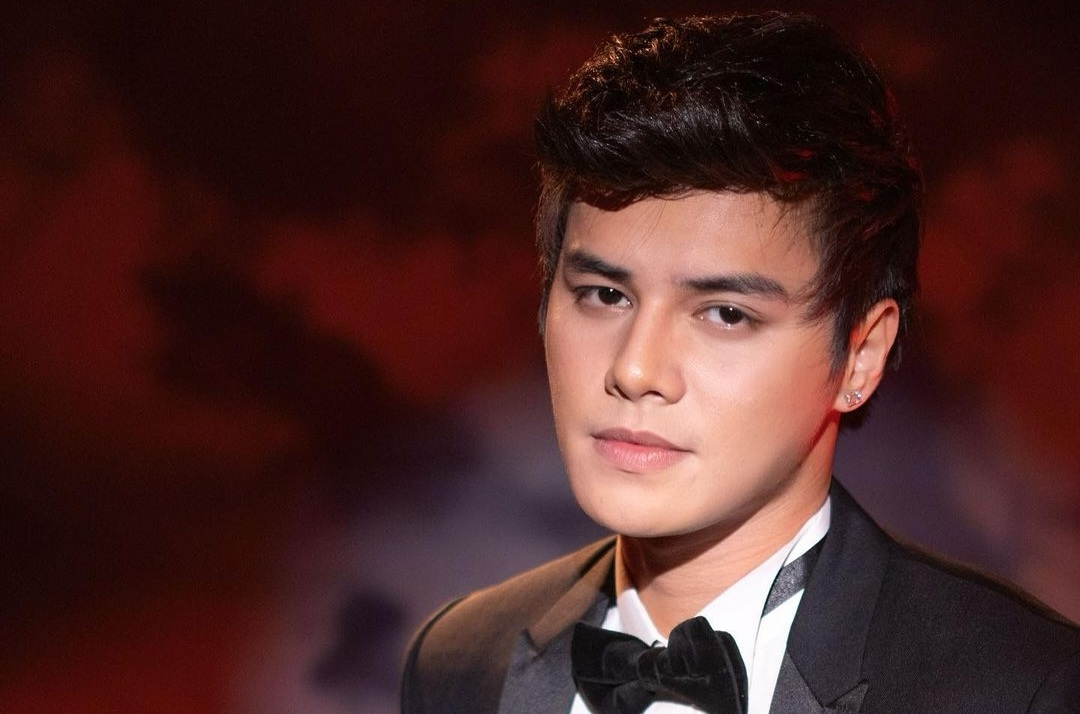 Ronnie Alonte wish maging Lastikman tulad nina Bossing, Mark at Vhong ...