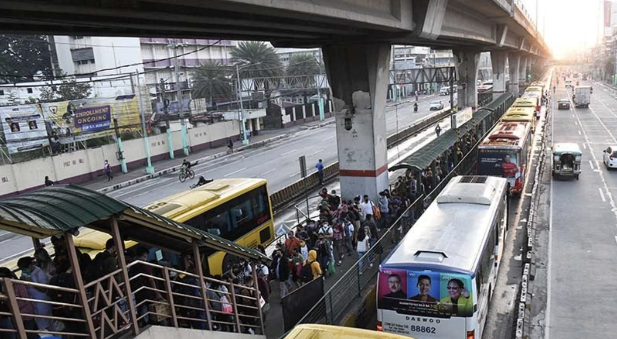 Marked government vehicles bawal nang dumaan sa Edsa busway