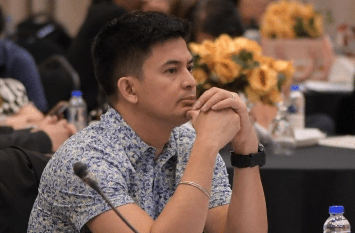 Jason Abalos sa Comelec: Pwede po palitan ang picture?