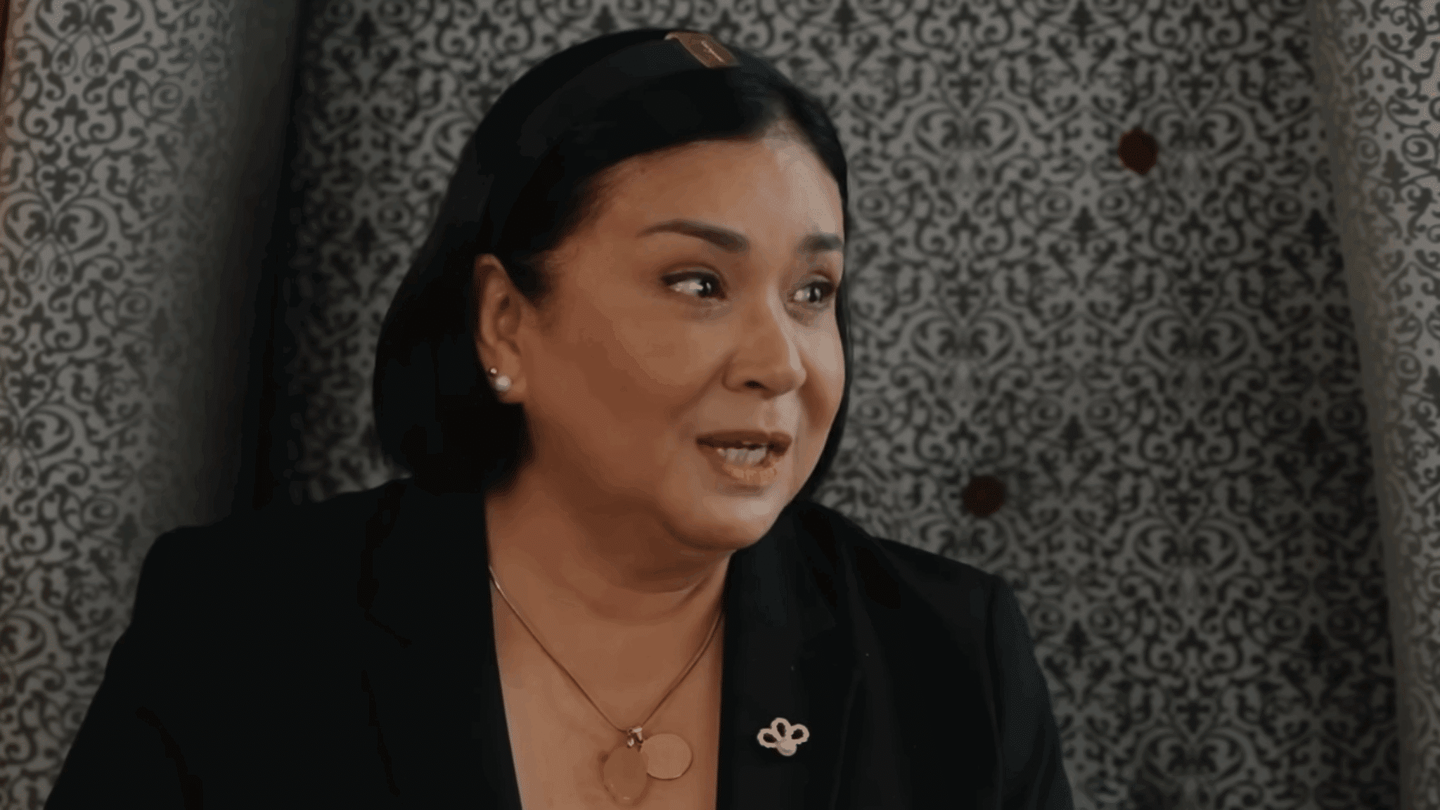 Alma Moreno iyak nang iyak nang 'mapahiya' ni Karen Davila