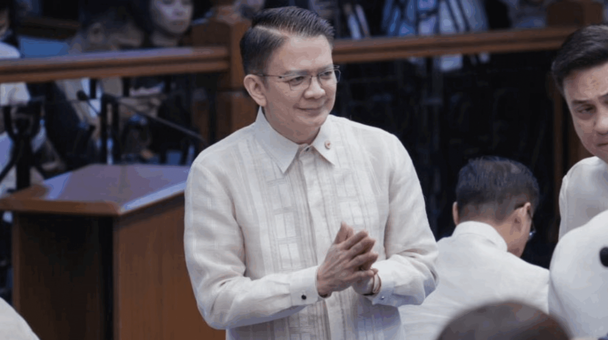 Contractor na campaign contributor ni Chiz sumulpot sa Senado