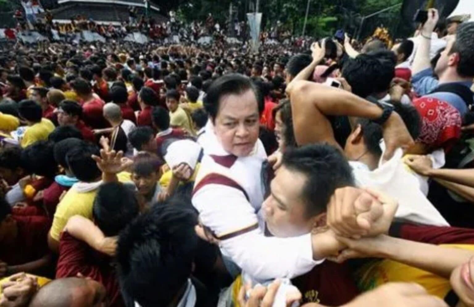 Coco, Angeline, McCoy, Renee Salud matindi kapit sa Nazareno
