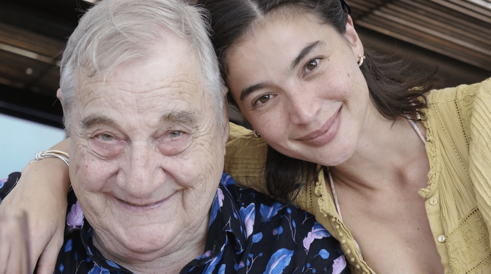 Anne Curtis bumalik na ng Pinas, nangungulila sa yumaong ama